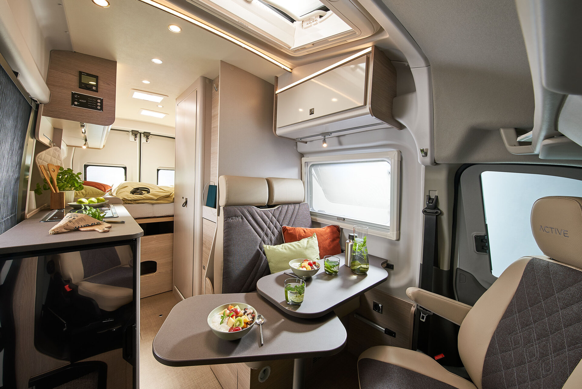 Bürstner Lineo | The campervan with a 2m bed | Bürstner